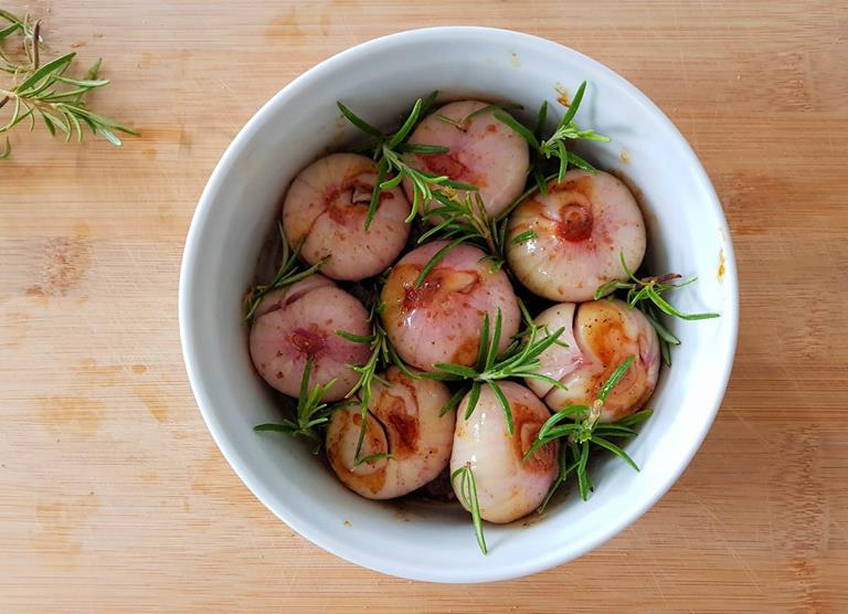 Baked Maple And Balsamic Shallots | Recipe | Cuisine Fiend