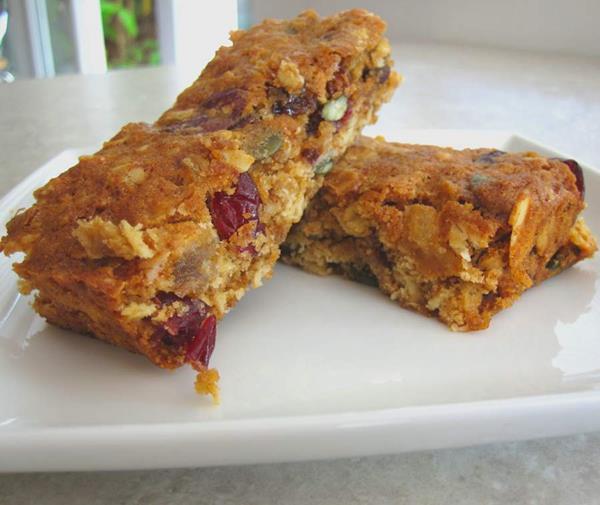 Oats And Dried Fruit Bars | Recipe | Cuisine Fiend
