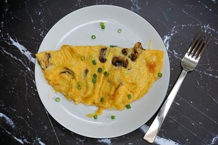 Cheese And Mushroom Omelette | Recipe | Cuisine Fiend