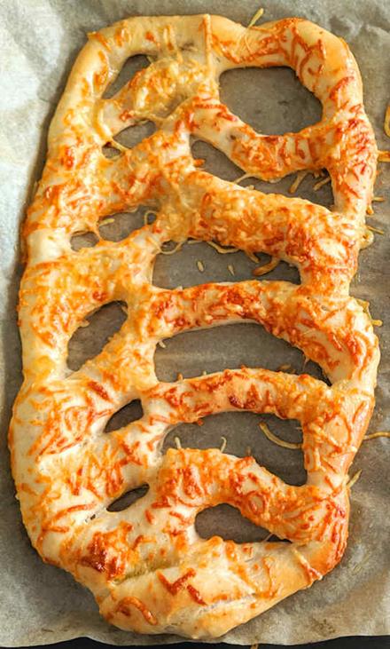 Fougasse Emmental | Recipe | Cuisine Fiend