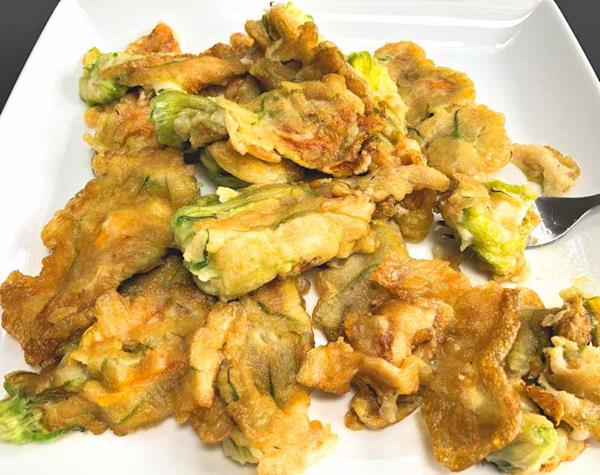 Fried Courgette Flowers | Recipe | Cuisine Fiend