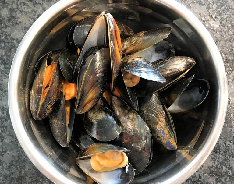 Grilled Mussels With Black Pudding | Recipe | Cuisine Fiend