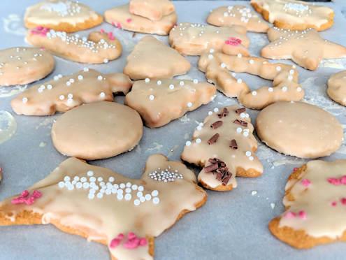 Chocolate Covered Lebkuchen | Recipe | Cuisine Fiend