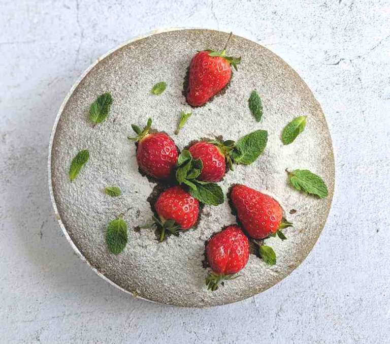 Matcha Cake With Lemon Scented Cream | Recipe | Cuisine Fiend