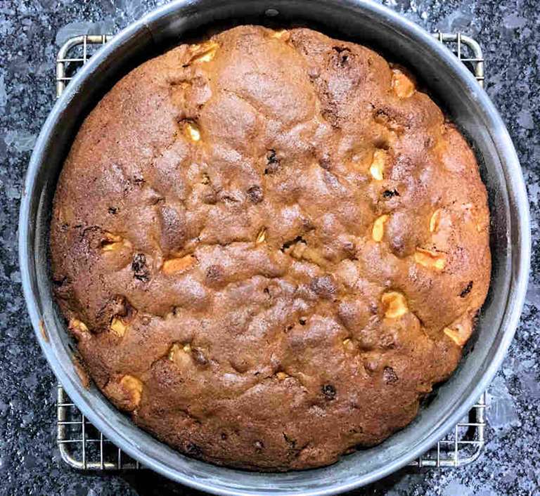 Old Fashioned Apple Cake | Recipe | Cuisine Fiend