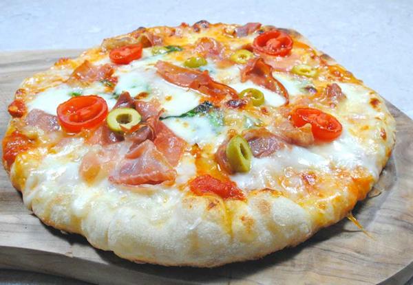 Frying Pan Pizza | Recipe | Cuisine Fiend