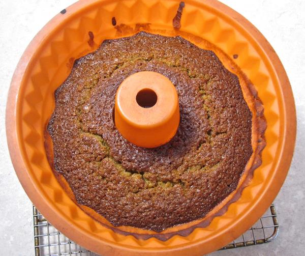 Raisin Cake | Recipe | Cuisine Fiend