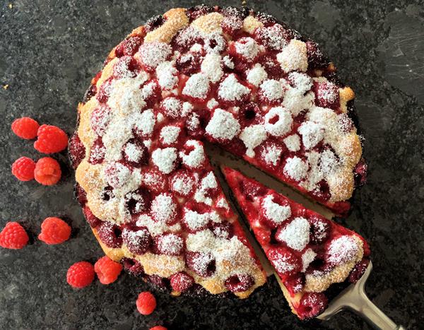 Raspberry Sponge Cake | Recipe | Cuisine Fiend