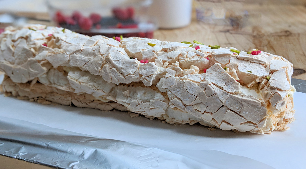 Raspberry Meringue Roulade | Recipe | Cuisine Fiend