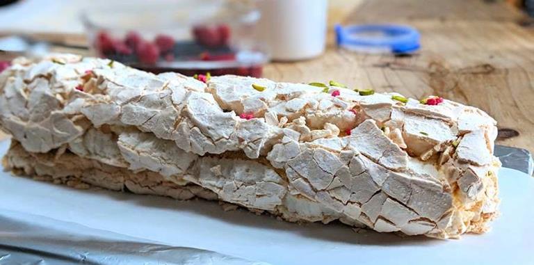 Raspberry Meringue Roulade | Recipe | Cuisine Fiend