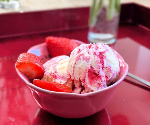 Raspberry Ripple No Churn Ice Cream | Recipe | Cuisine Fiend
