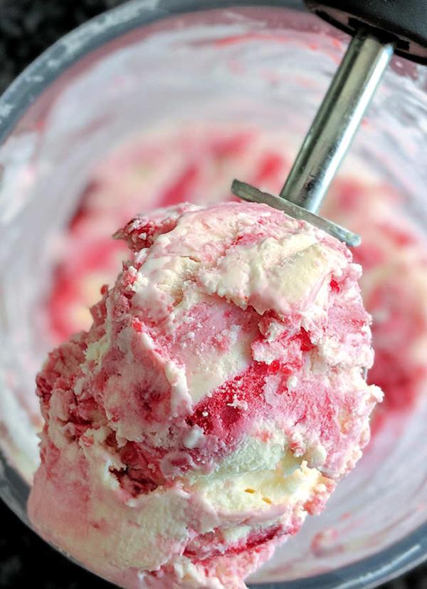 Raspberry Ripple No Churn Ice Cream | Recipe | Cuisine Fiend