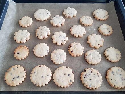 Sablé Biscuits With Cocoa Nibs | Recipe | Cuisine Fiend