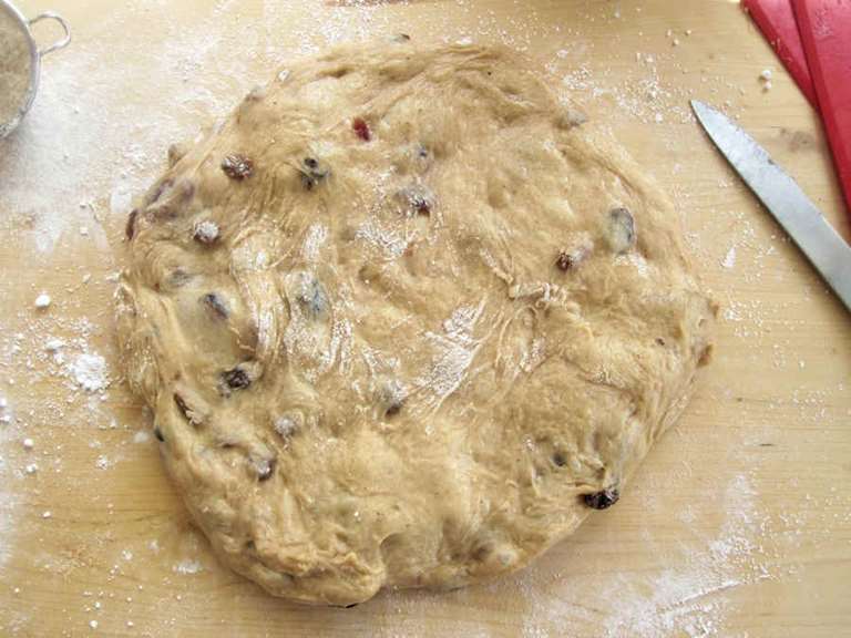 Traditional Simnel Cake | Recipe | Cuisine Fiend