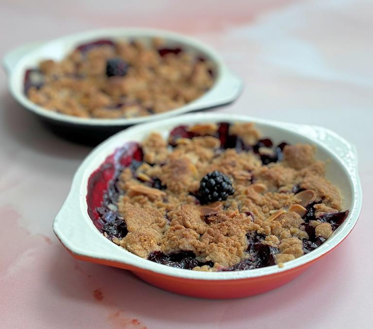 Bramble Crumble | Recipe | Cuisine Fiend
