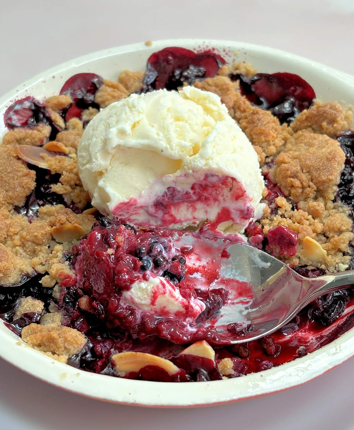 Bramble Crumble | Recipe | Cuisine Fiend