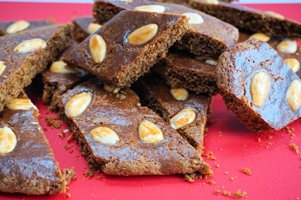 Chunky Dutch Gingerbread | Recipe | Cuisine Fiend