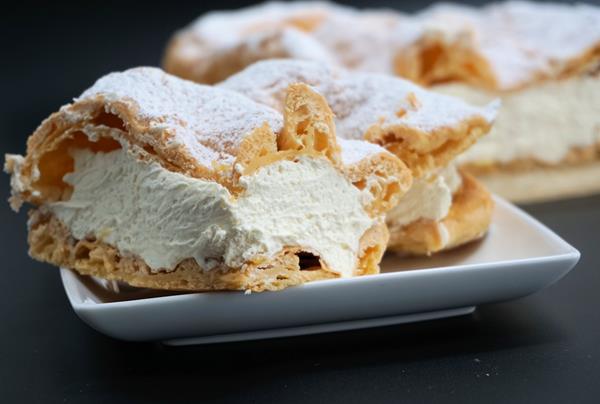 Karpatka (Carpathian Mountain Cake) | Recipe | Cuisine Fiend