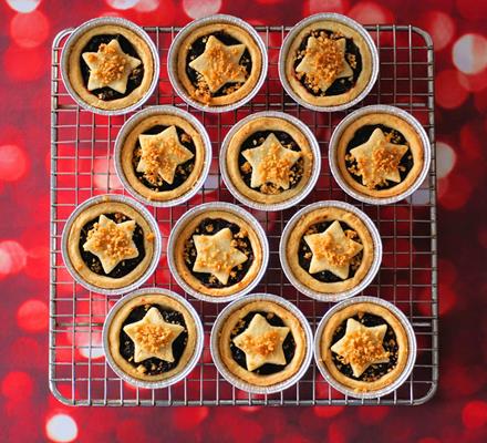 Mini Cranberry Pies | Recipe | Cuisine Fiend