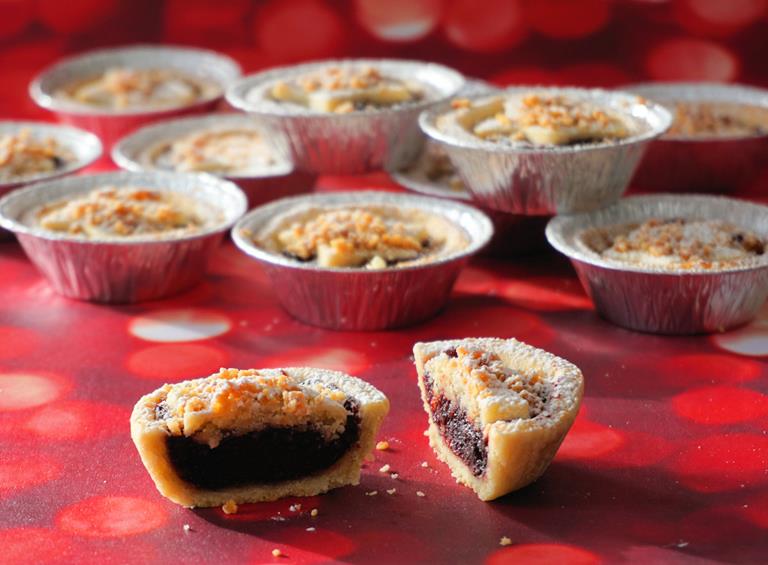 Mini Cranberry Pies | Recipe | Cuisine Fiend