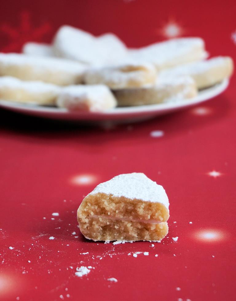 Ricciarelli | Recipe | Cuisine Fiend